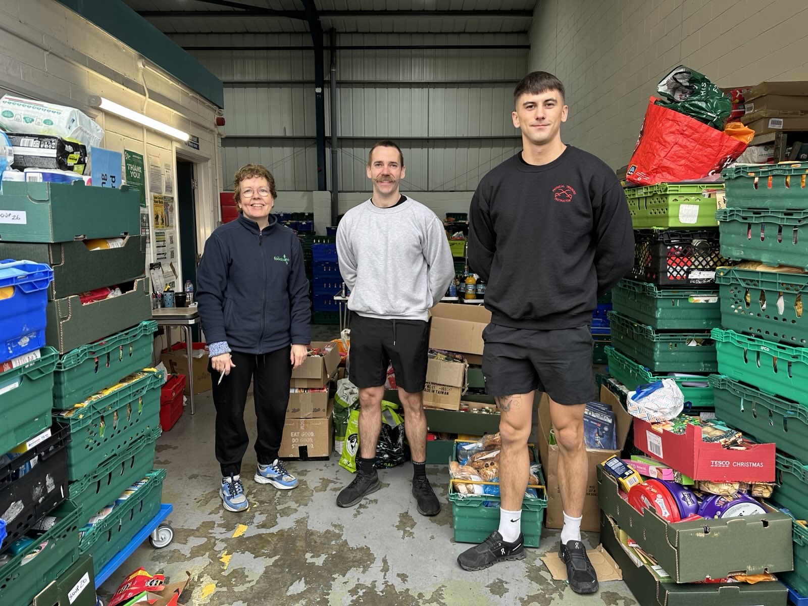 2nd Signal Regiment make donation to York Foodbank | York Foodbank